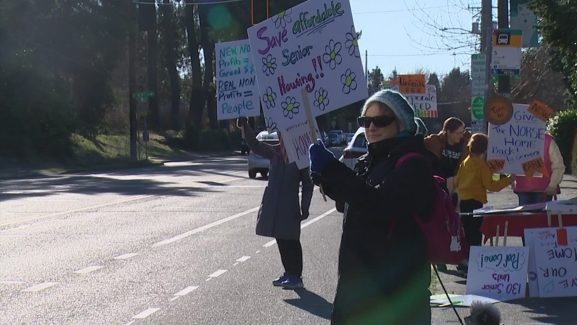 Residents and families protest Norse Home closure in Seattle | king5.com