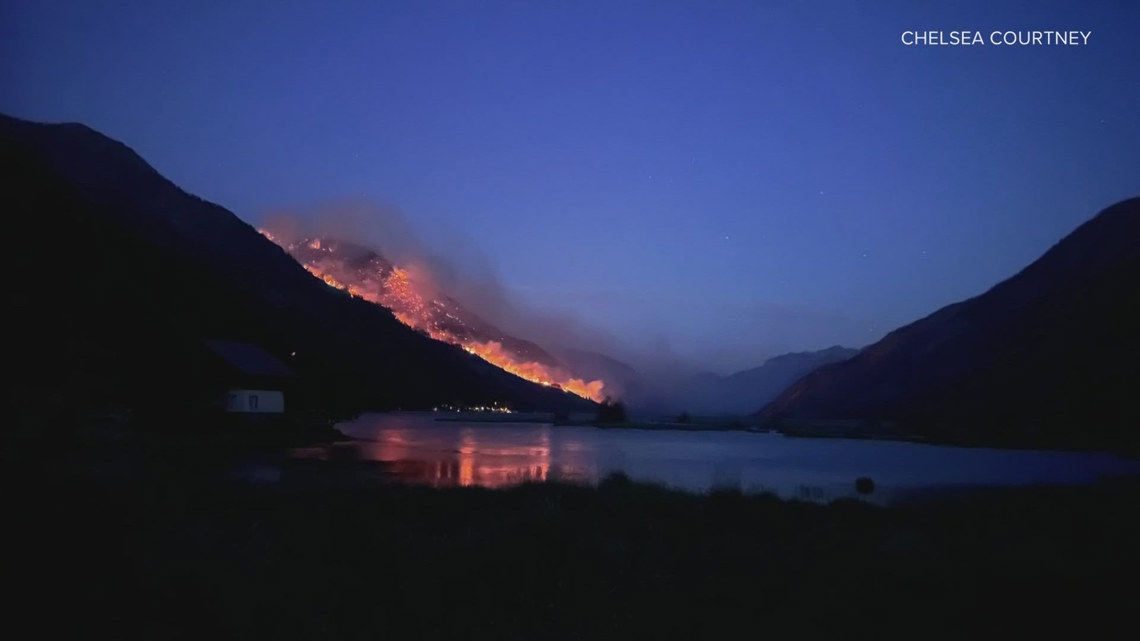 Pioneer Fire burning near Stehekin grows to 33,000 acres; level 3 ...