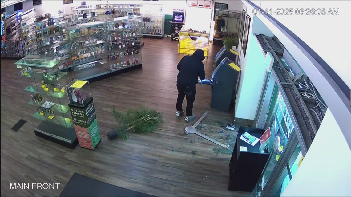 Thief captured on video vandalizing Seattle pot shop owned by Shawn ...