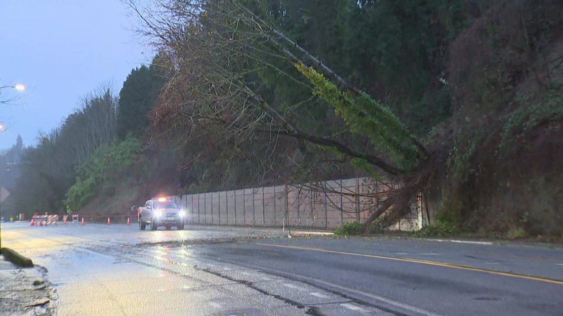Heavy rains causing landslides around western Washington | king5.com