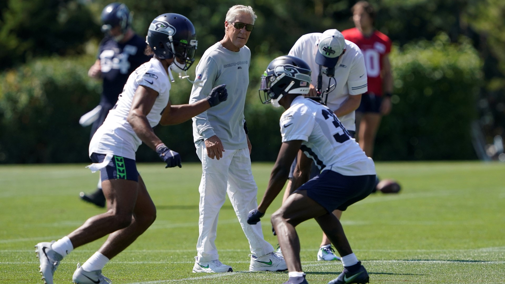 Seahawks bring back 14 players for Practice Squad | king5.com