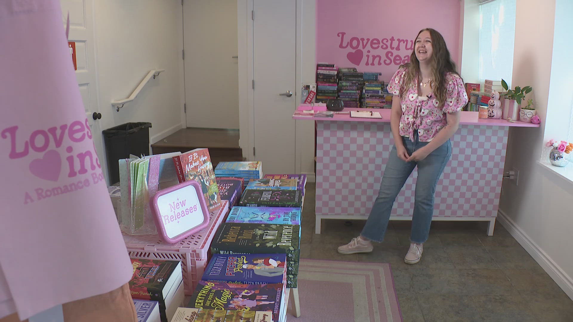 Viral romance-only bookstore in Seattle opens a permanent location ...