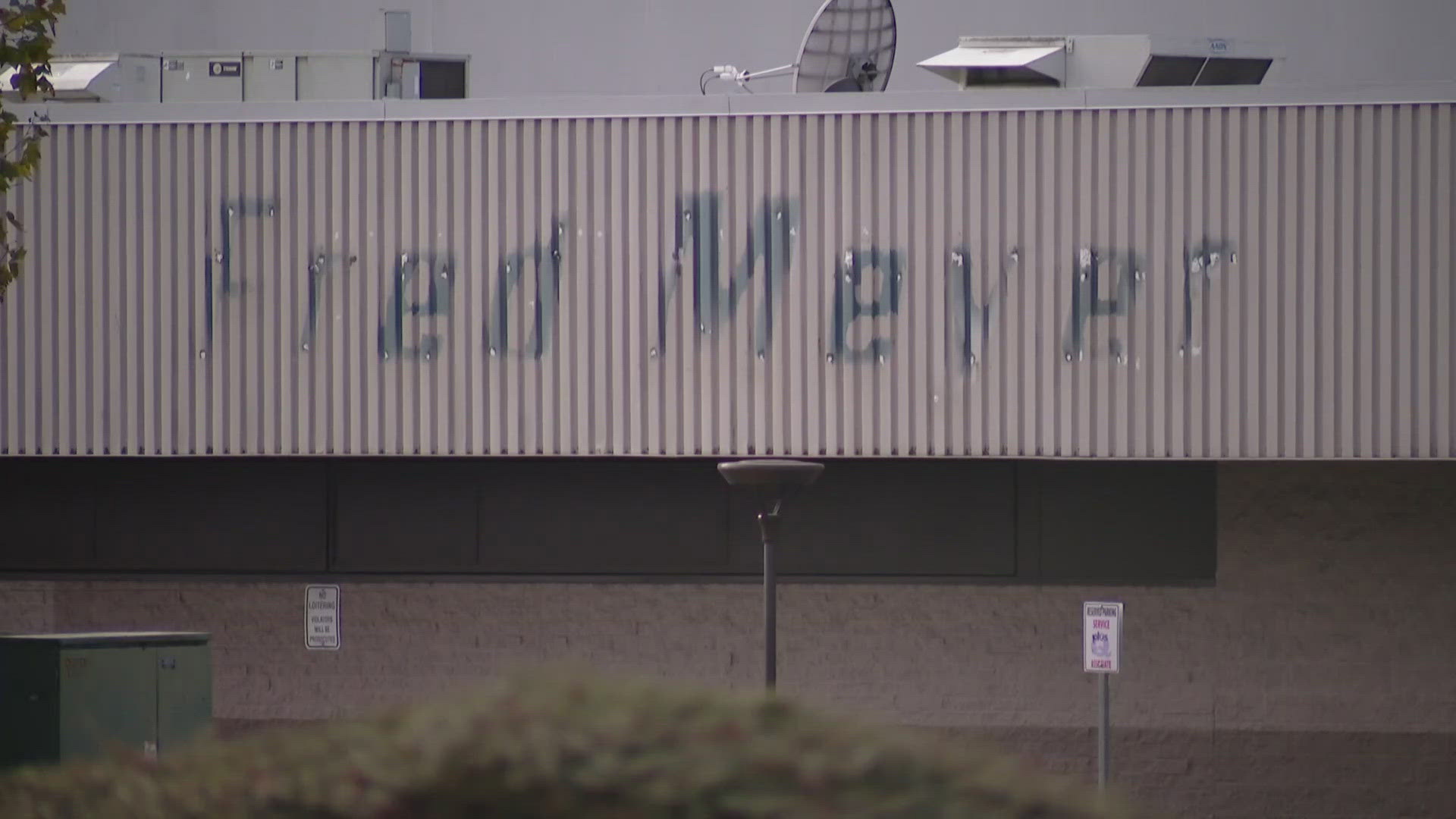 Tacoma's South End feels void after Fred Meyer closure | king5.com