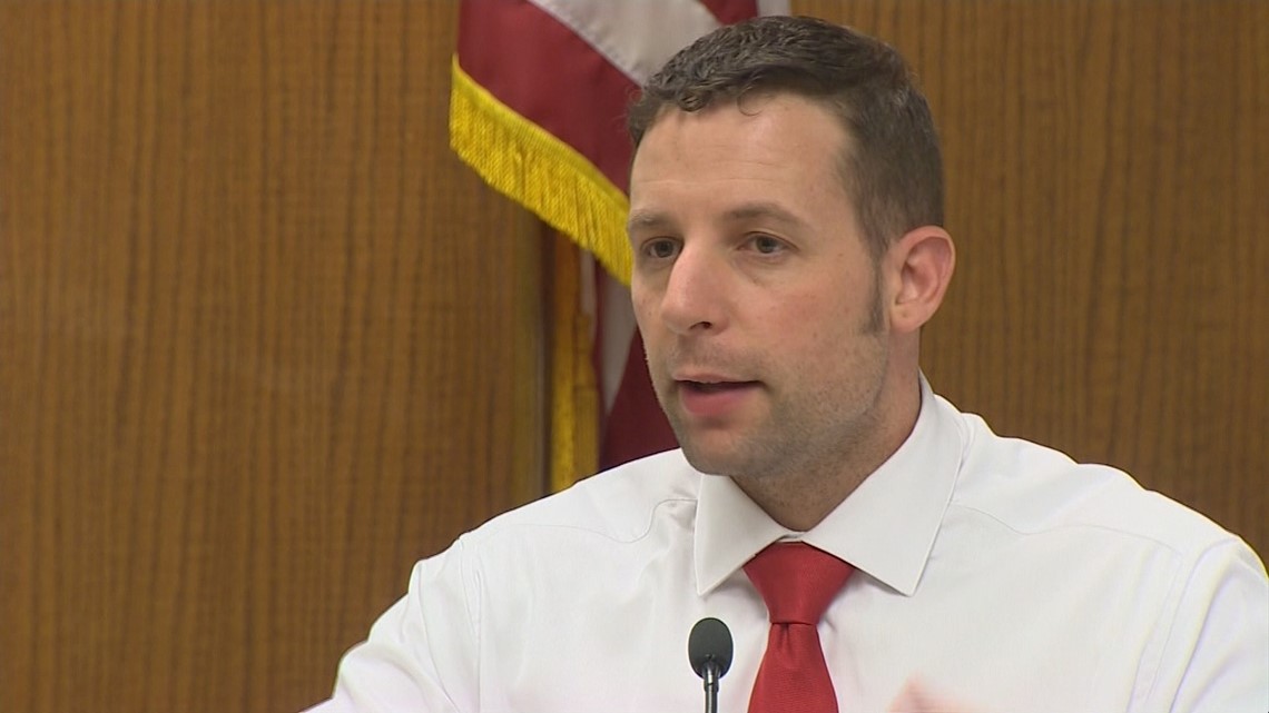 Olympia officer cleared of excessive force accusations in 2015 shooting ...