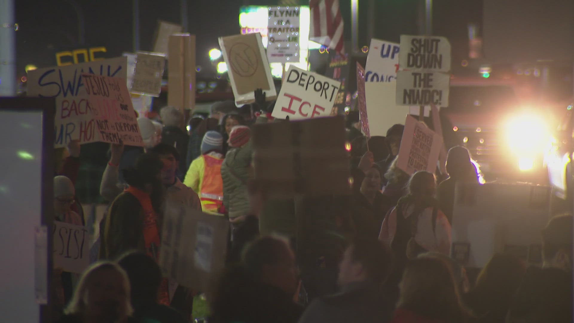 Evans scores 21, has key late 3 to help No. 6 Duke beat No. 24 SMU 82 ...
