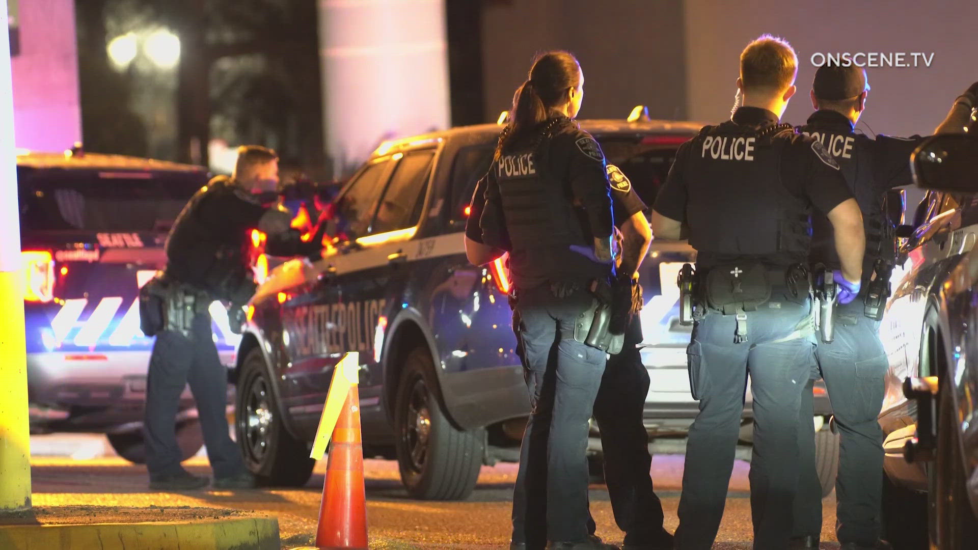 Seattle police investigating shooting that injured 2 | king5.com