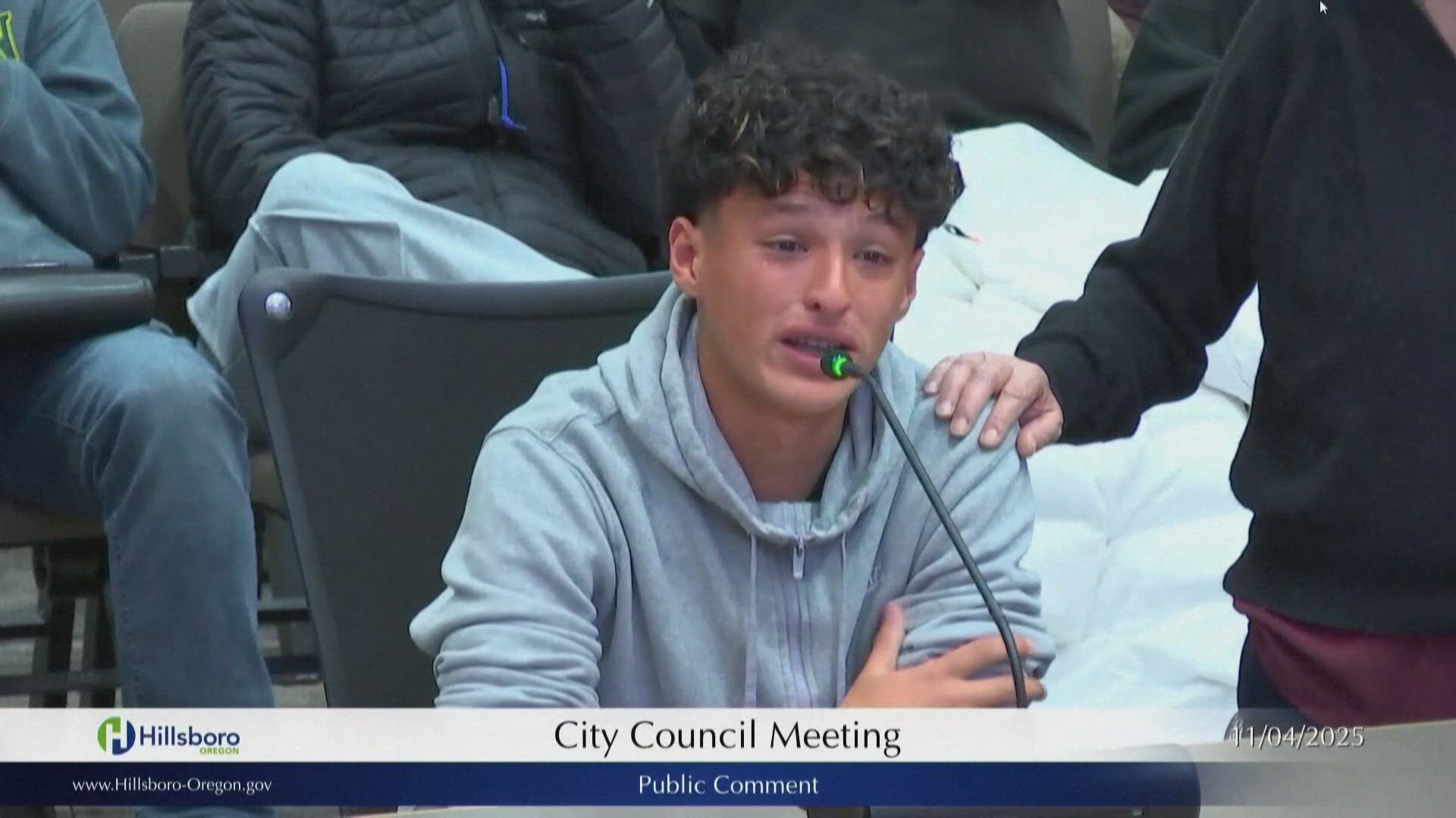 Teen's city council comments on ICE go viral | king5.com