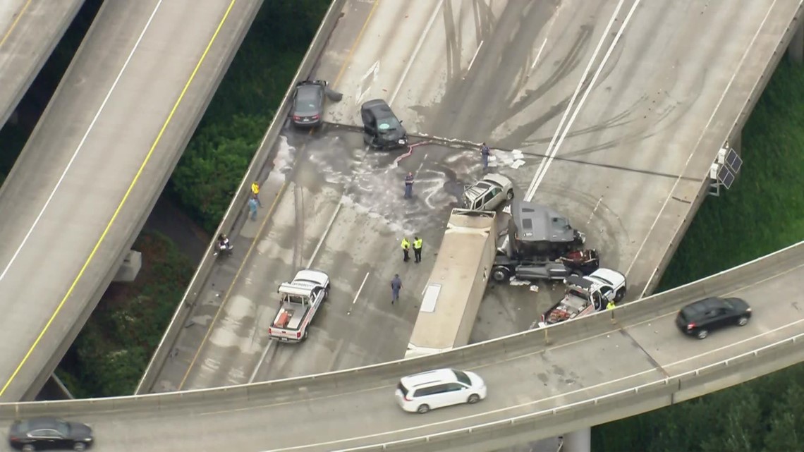 Multi-vehicle collision blocks all lanes of eastbound I-90 in Bellevue | king5.com