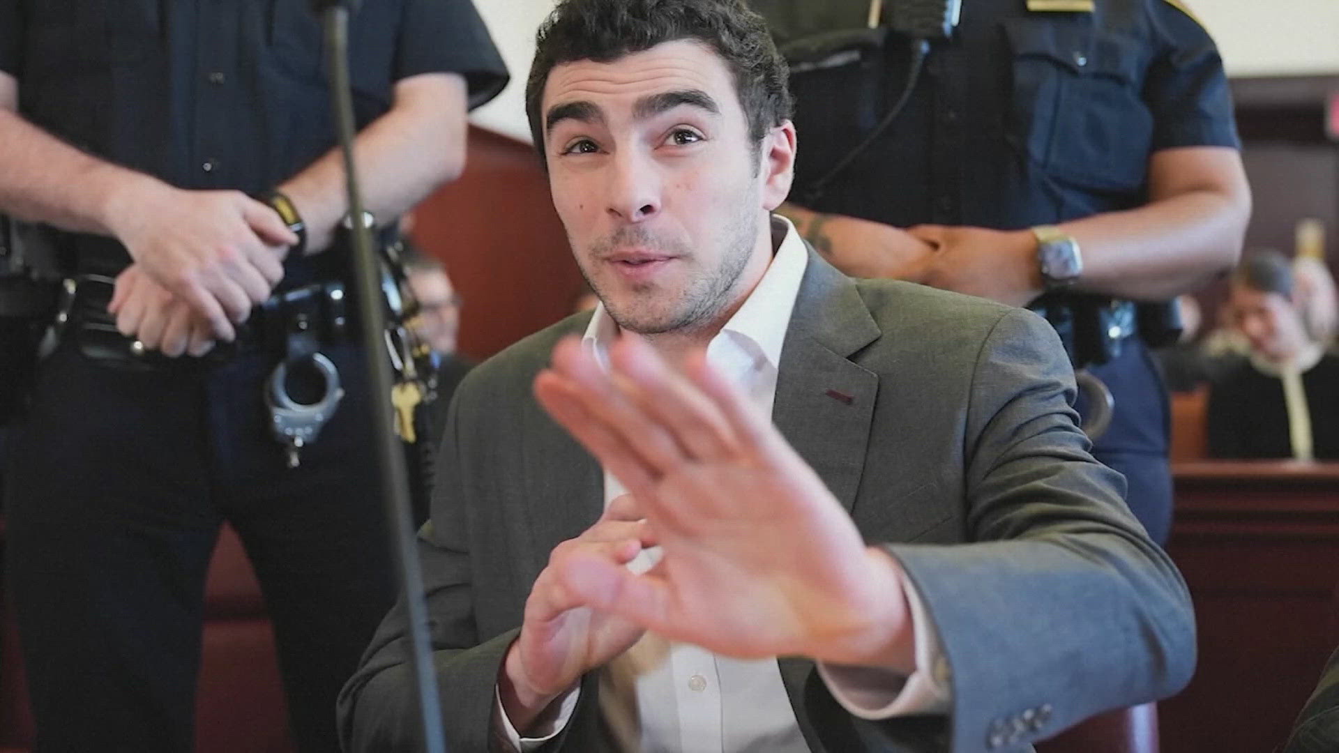 Luigi Mangione's defense battles over whether death penalty can be on ...