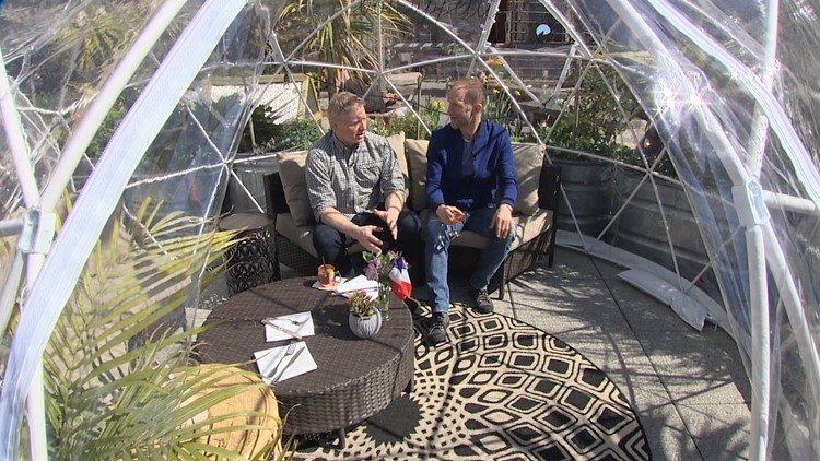 'Igloos' allow rooftop dining in any weather at Seattle's Maximilien ...