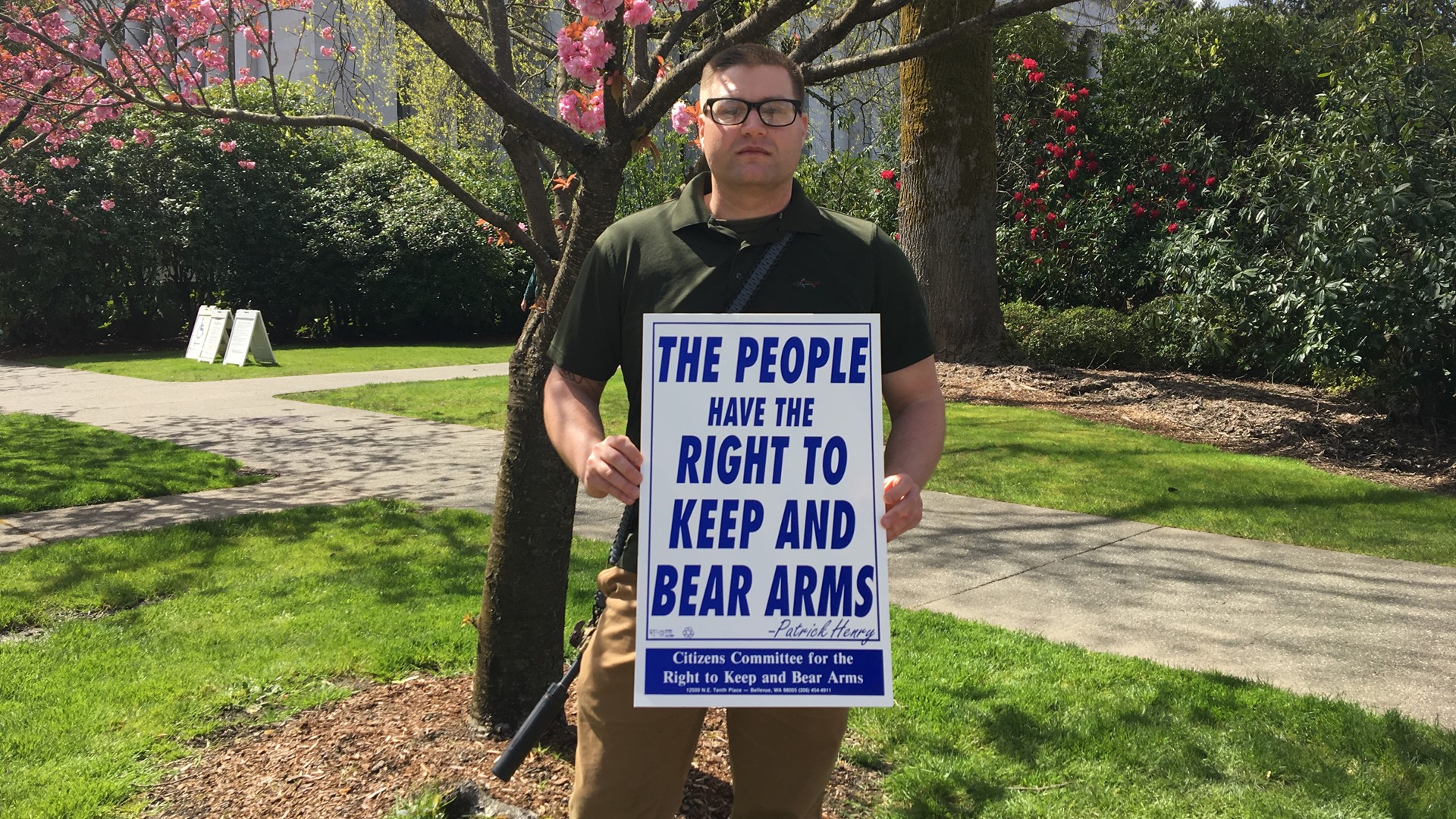 Pro-gun rally draws hundreds to Olympia | king5.com