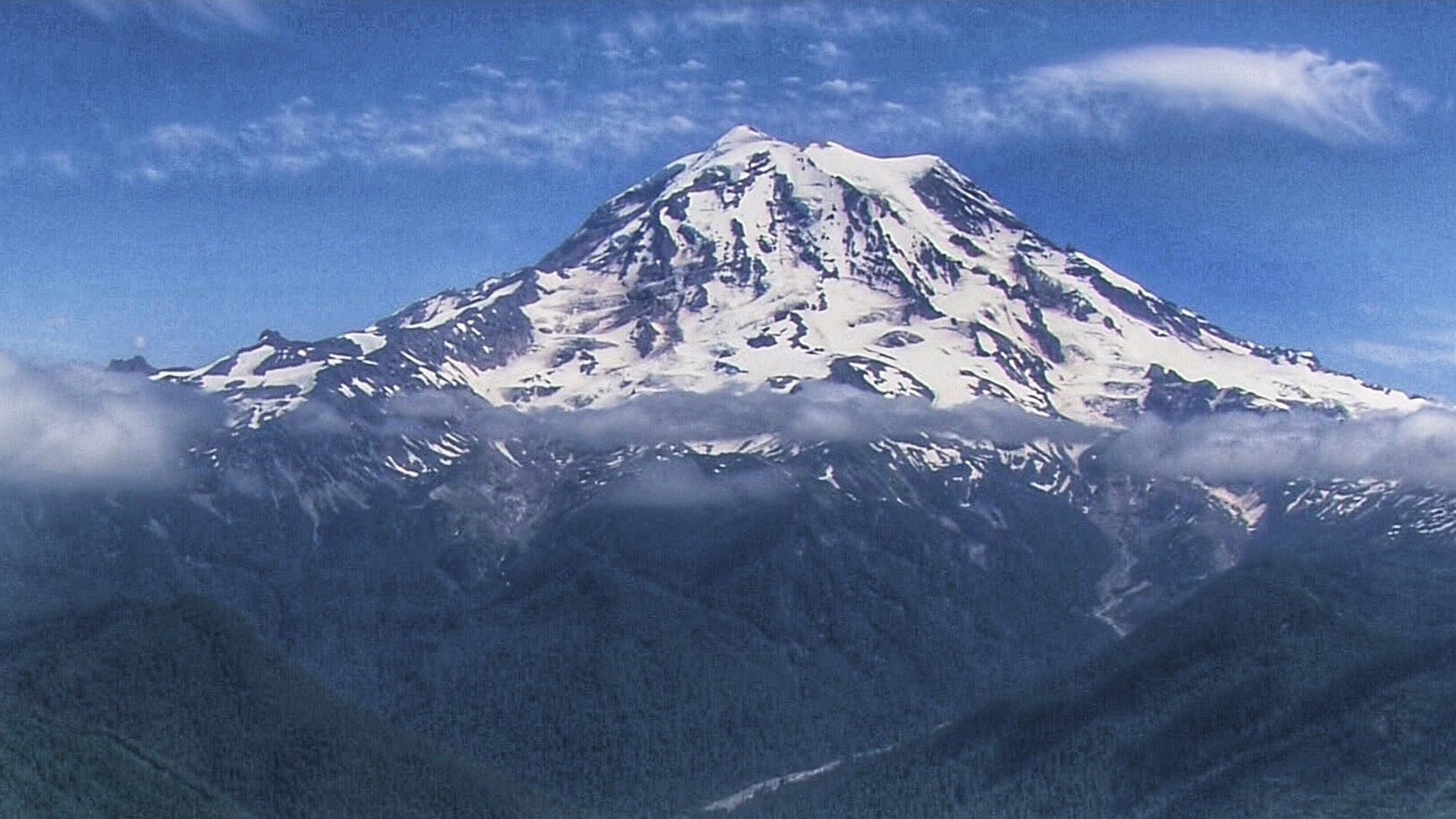 Body Of Mount Rainier Climber Recovered After Fatal Fall
