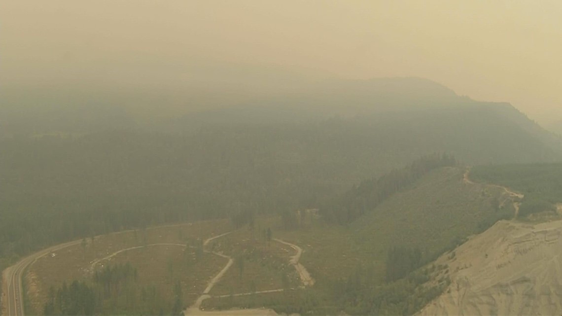 AERIALS: Wildfire smoke from Bolt Creek fire over US 2 | king5.com