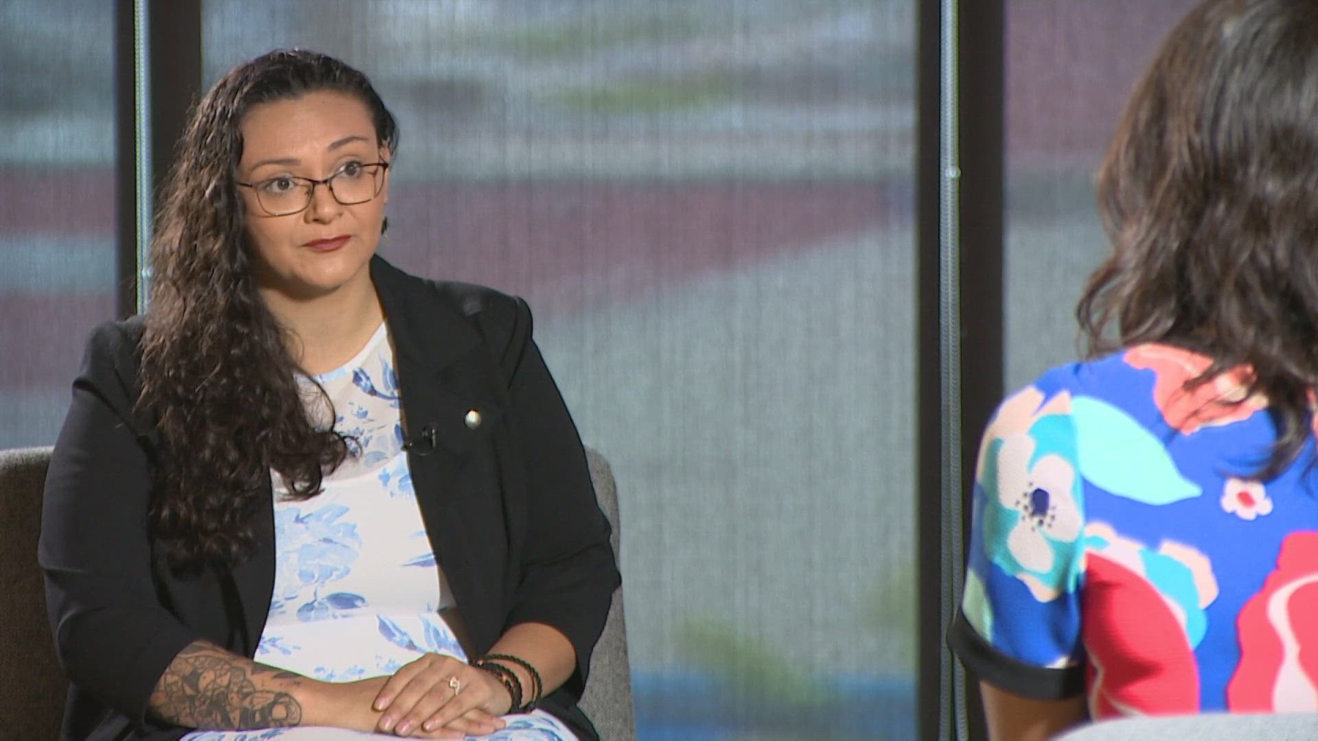 Mother, son head home to Washington after ICE detention | king5.com