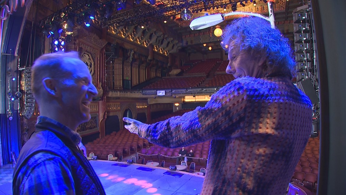 Starship singer back on stage in Seattle's 'Rock of Ages' | king5.com