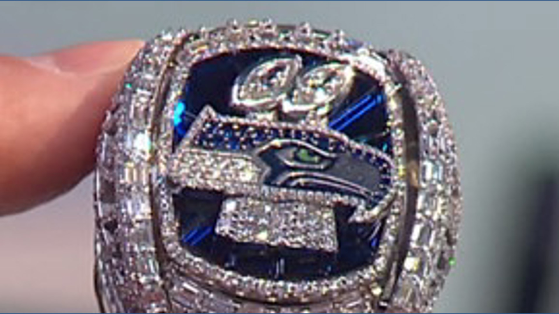 Seahawks unveil high-tech Super Bowl rings | king5.com