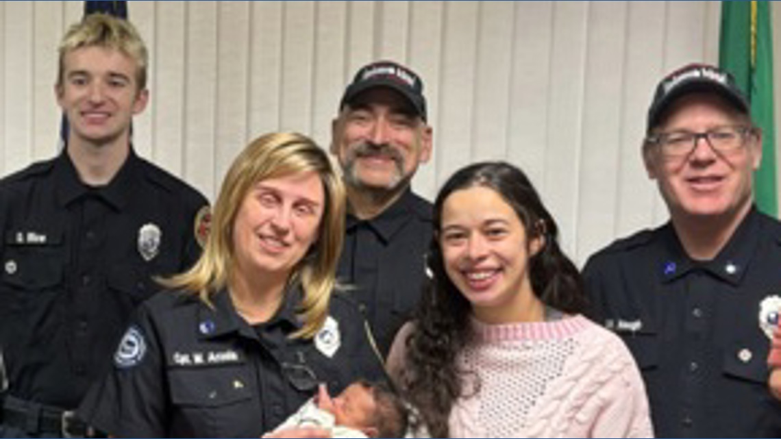 Baby born on fire boat on Christmas Eve | king5.com