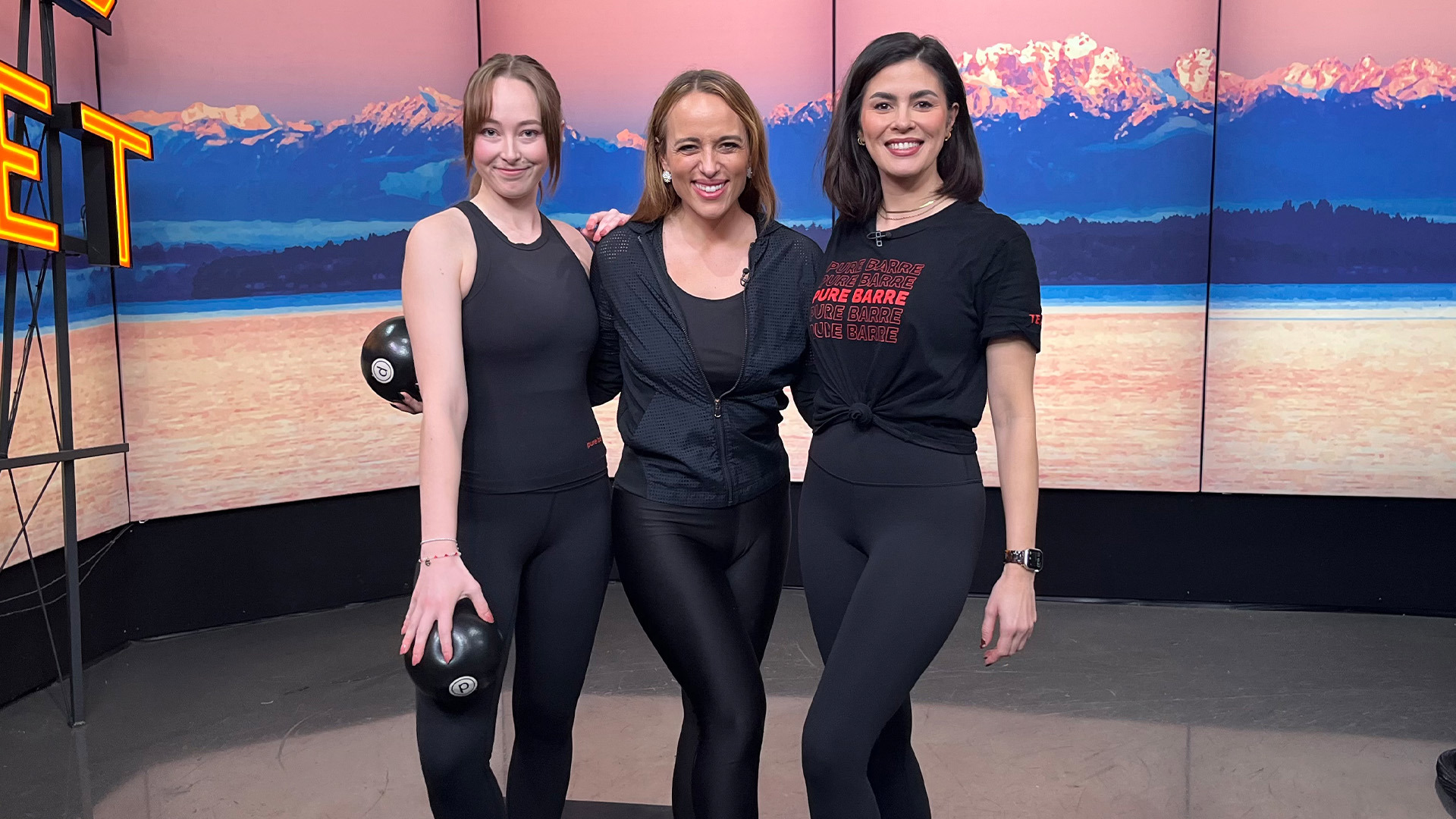 Pure Barre's core workouts will sleigh your abs this holiday season ...