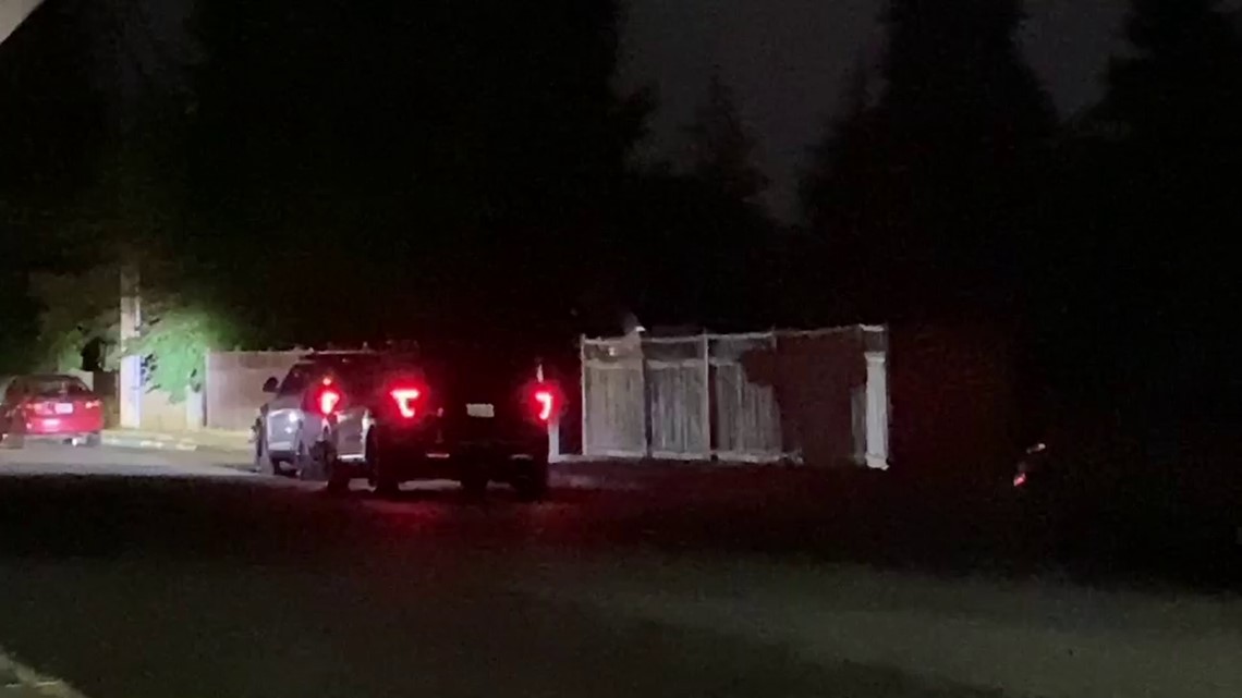 Man critically injured in stabbing in Kent | king5.com