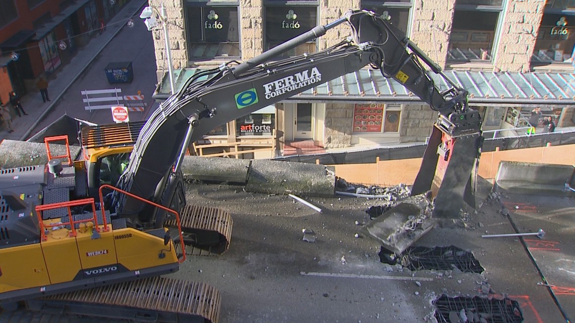 Seattle viaduct demolition underway at Columbia Street ramp | king5.com