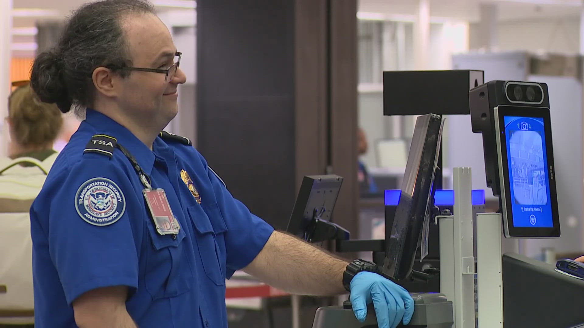 SEA Airport opens food pantry for unpaid federal workers as shutdown ...
