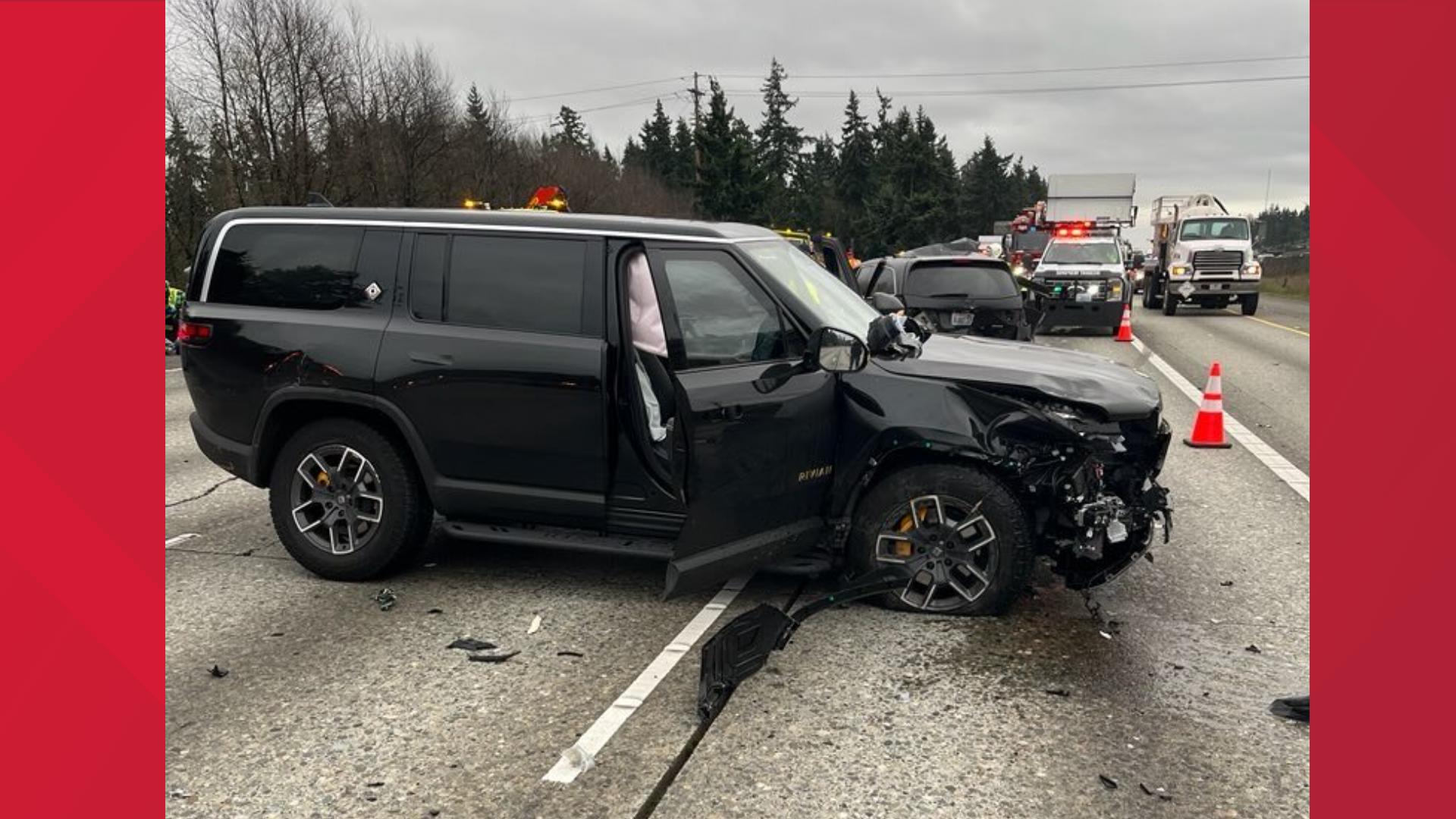 Crash blocks NB I-5 near Federal Way | king5.com