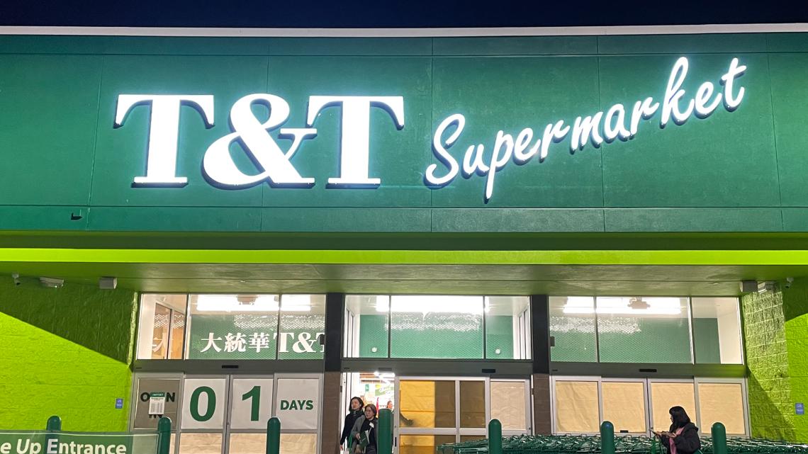 T&T Supermarket opens largest Asian grocer in Washington state Thursday ...