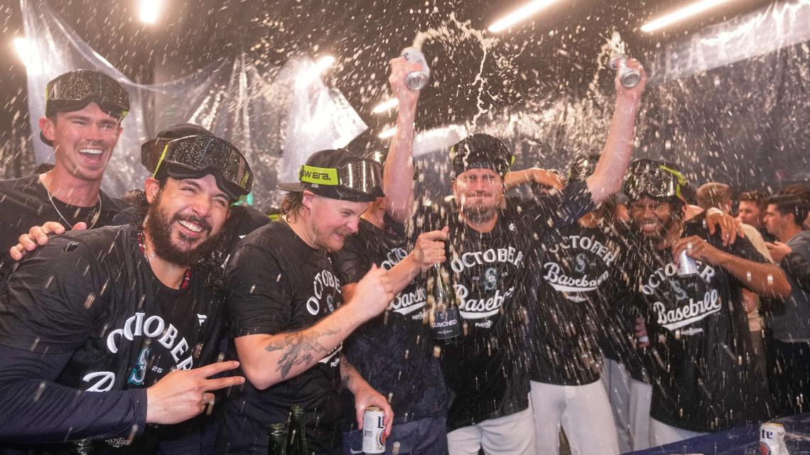 Seattle Mariners clinch playoff berth, eye division title | king5.com