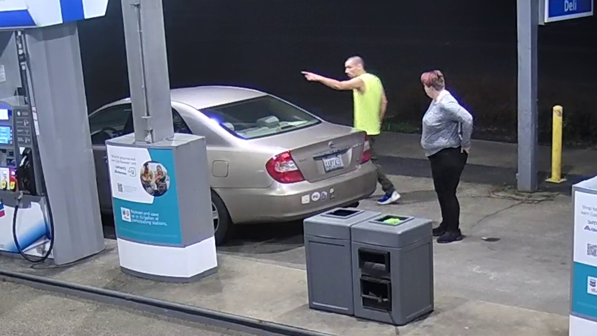 Pair accused of killing Mercer Island man caught on camera using victim ...