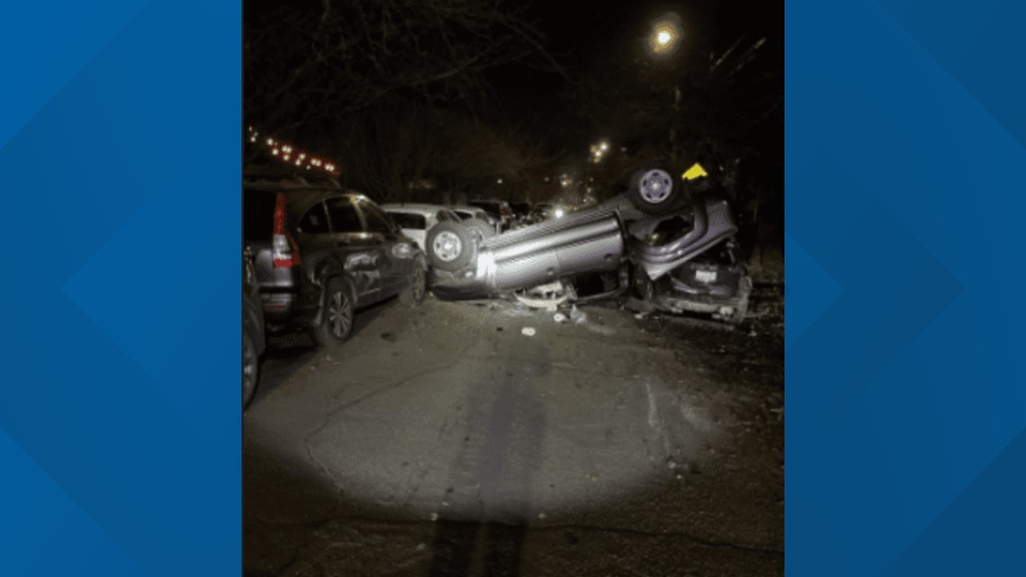 1 suspect arrested, 1 on the run after armed robbery in Seattle | king5.com