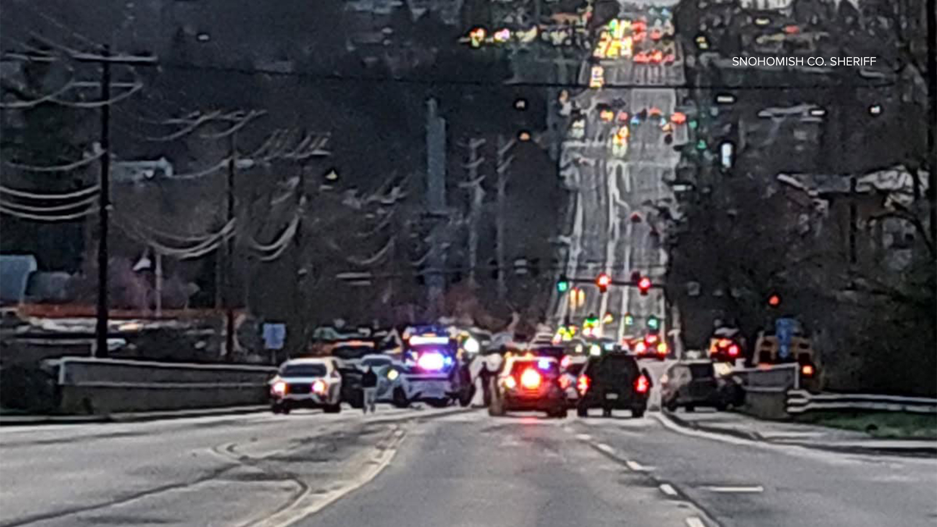 15-car collision in Lynnwood completely blocks 164th St SW | king5.com
