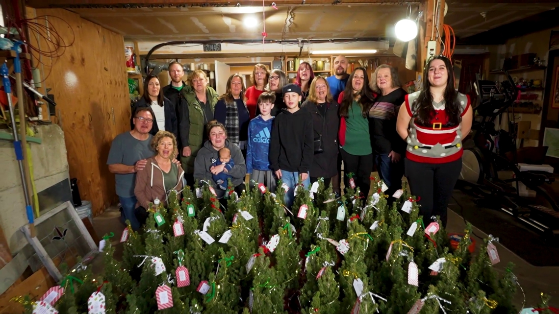 Redmond family honors late husband with holiday trees for cancer ...