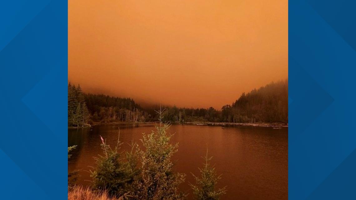 Level 3 evacuations issued near Lake Cushman as Bear Gulch Fire expands ...