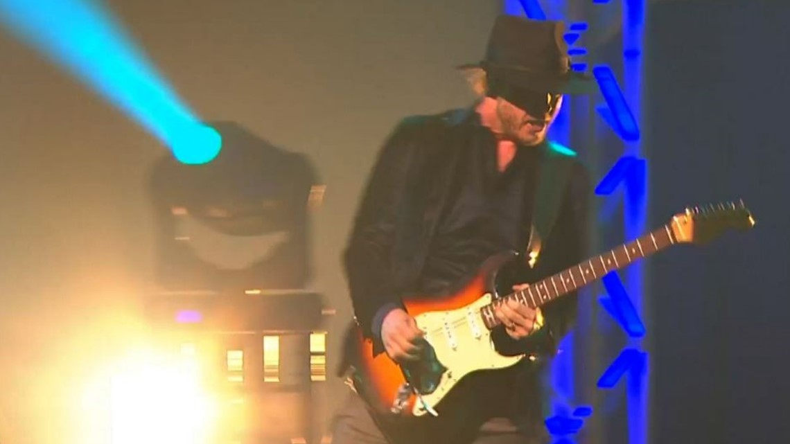 Kenny Wayne Shepherd looks back 25 years to breakthrough album | king5.com