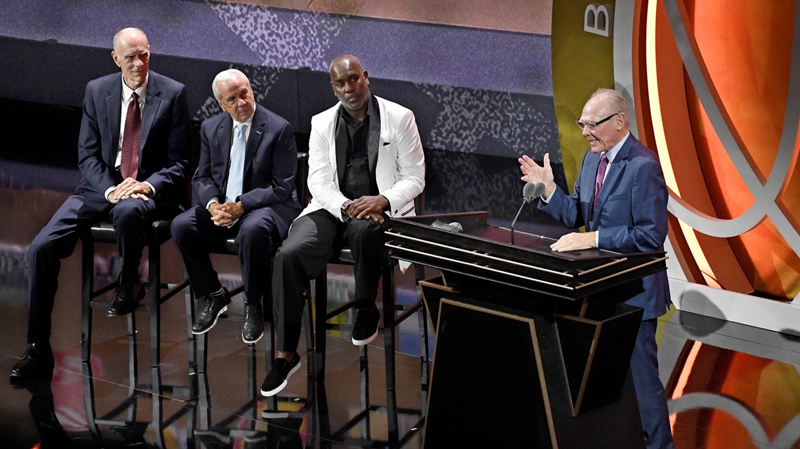 Basketball Hall of Fame enshrines its new Class of 2022 includes Karl ...