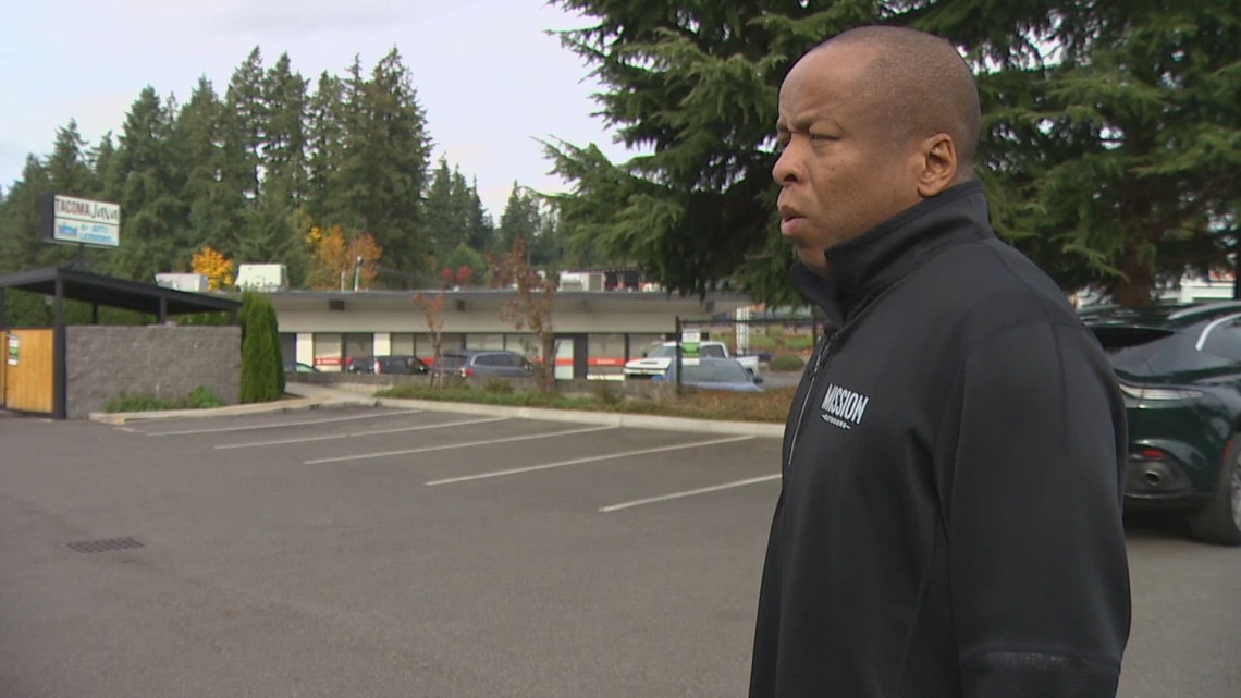 ‘You’re not alone’: Bonney Lake veteran launches commissary gift card ...