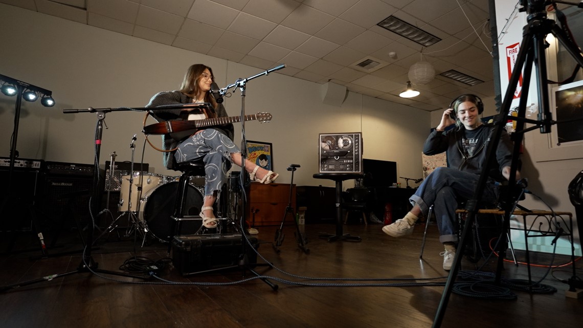 "Ground Zero Radio" helps youth storytellers find their voice | king5.com