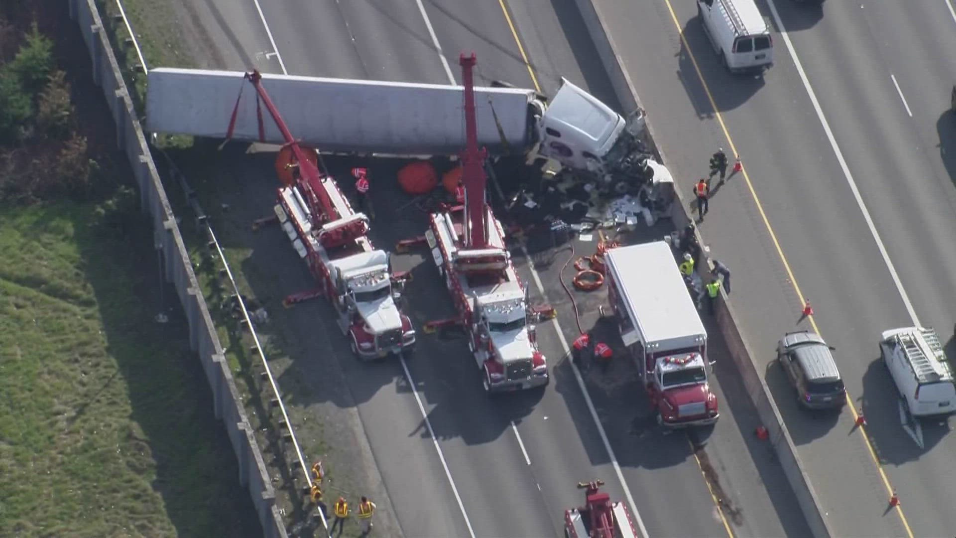 Crews work to clear semi after crash on SR 167 | king5.com