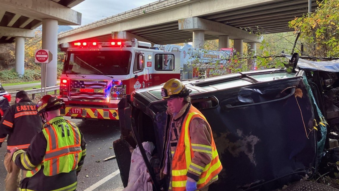 Driver survives after car rolls from I-90 overpass in Issaquah | king5.com