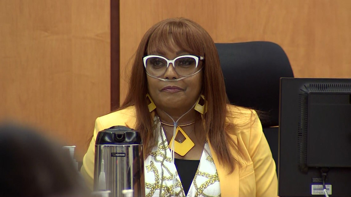 Manuel Ellis' mother describes his mood on the night of his death ...