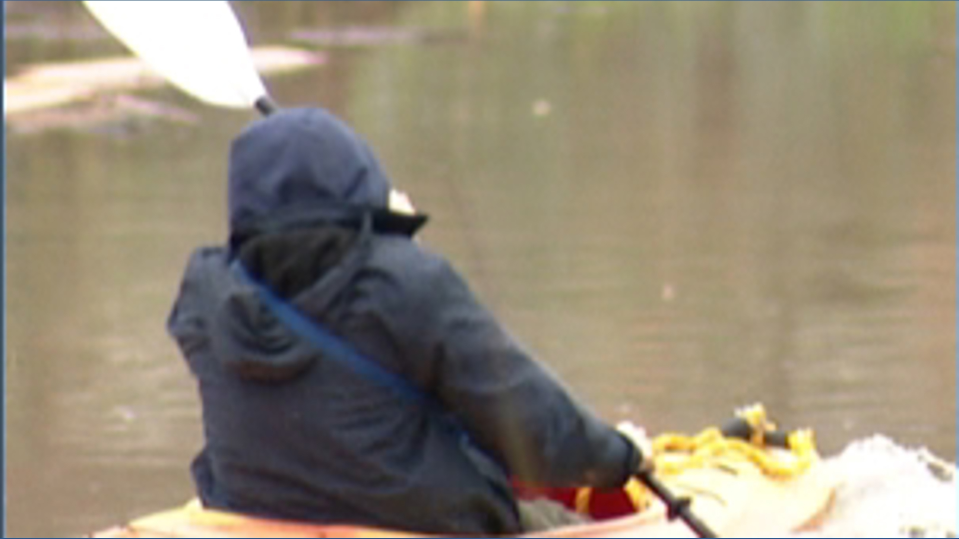 Orting flooding evacuee heads back into water in kayak | king5.com