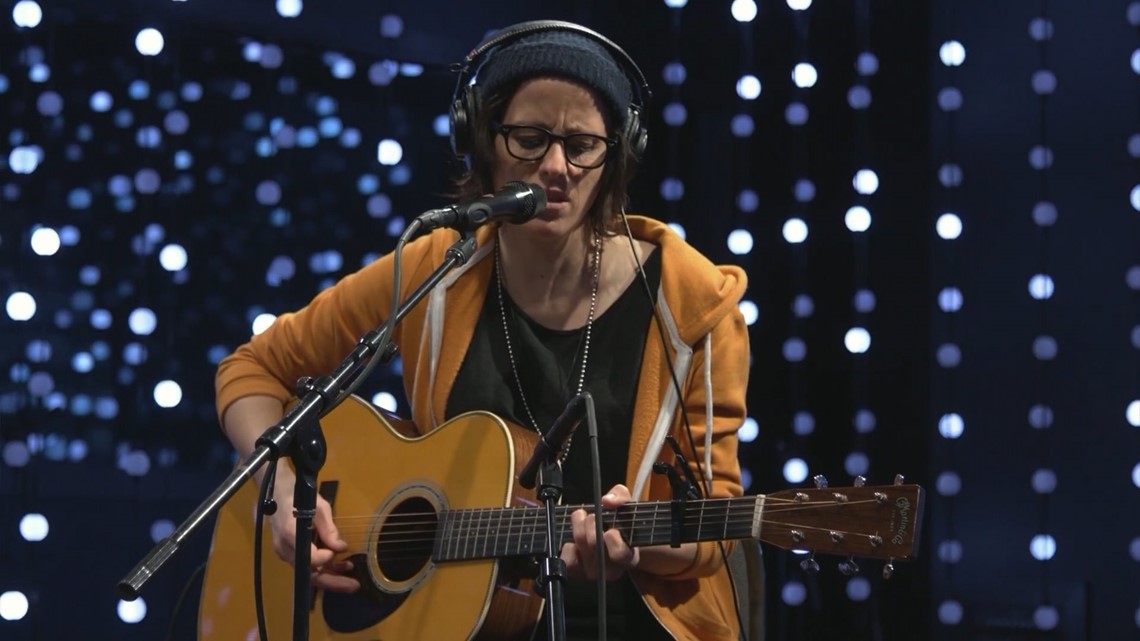 Sera Cahoone, Sir Mix-a-Lot, and The Gundersen Family - KEXP | king5.com