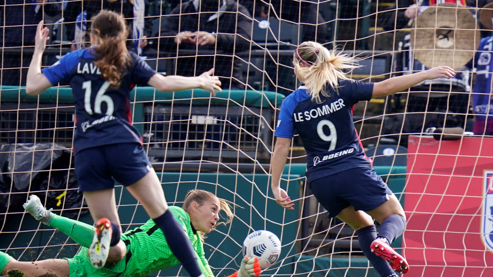 Spirit head to NWSL championship with 2-1 win over Reign | king5.com