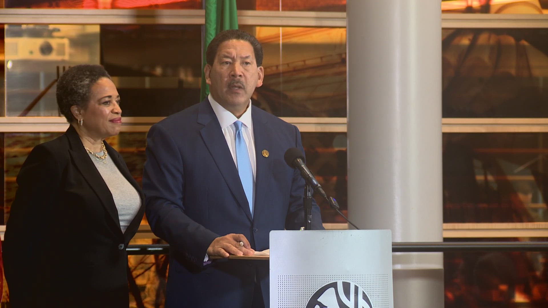 Bruce Harrell concedes race for Seattle mayor to Katie Wilson | king5.com