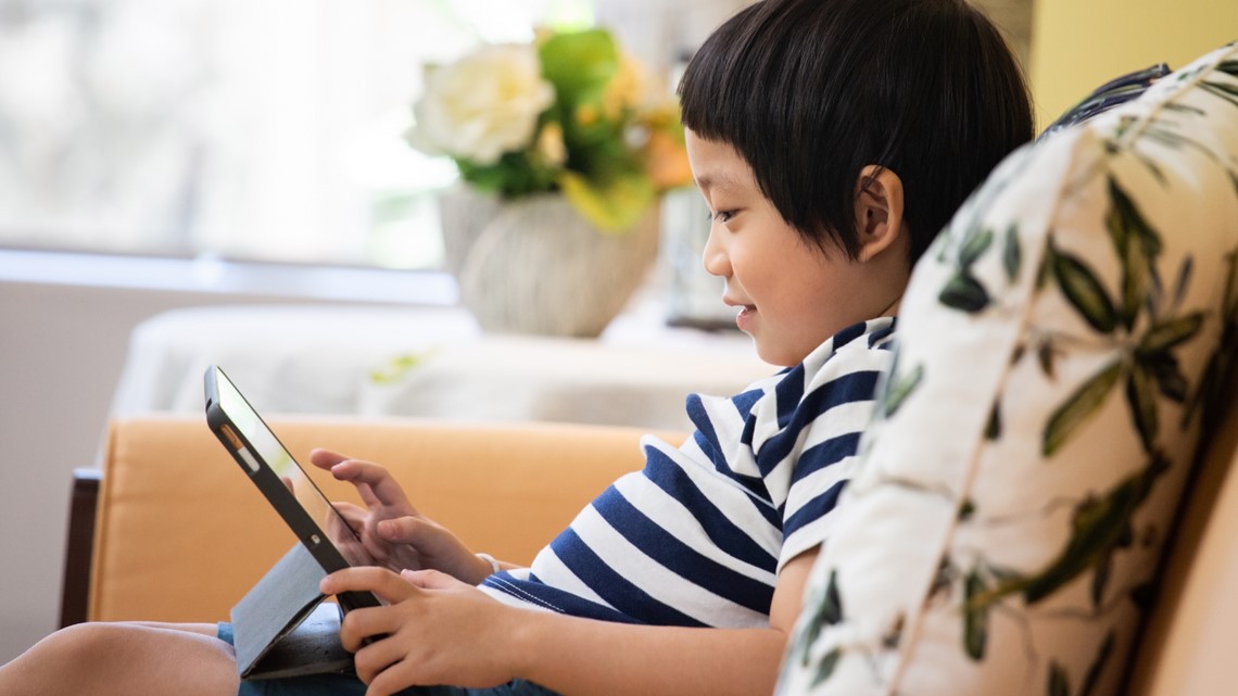 Here's how screen time can affect children's development | king5.com