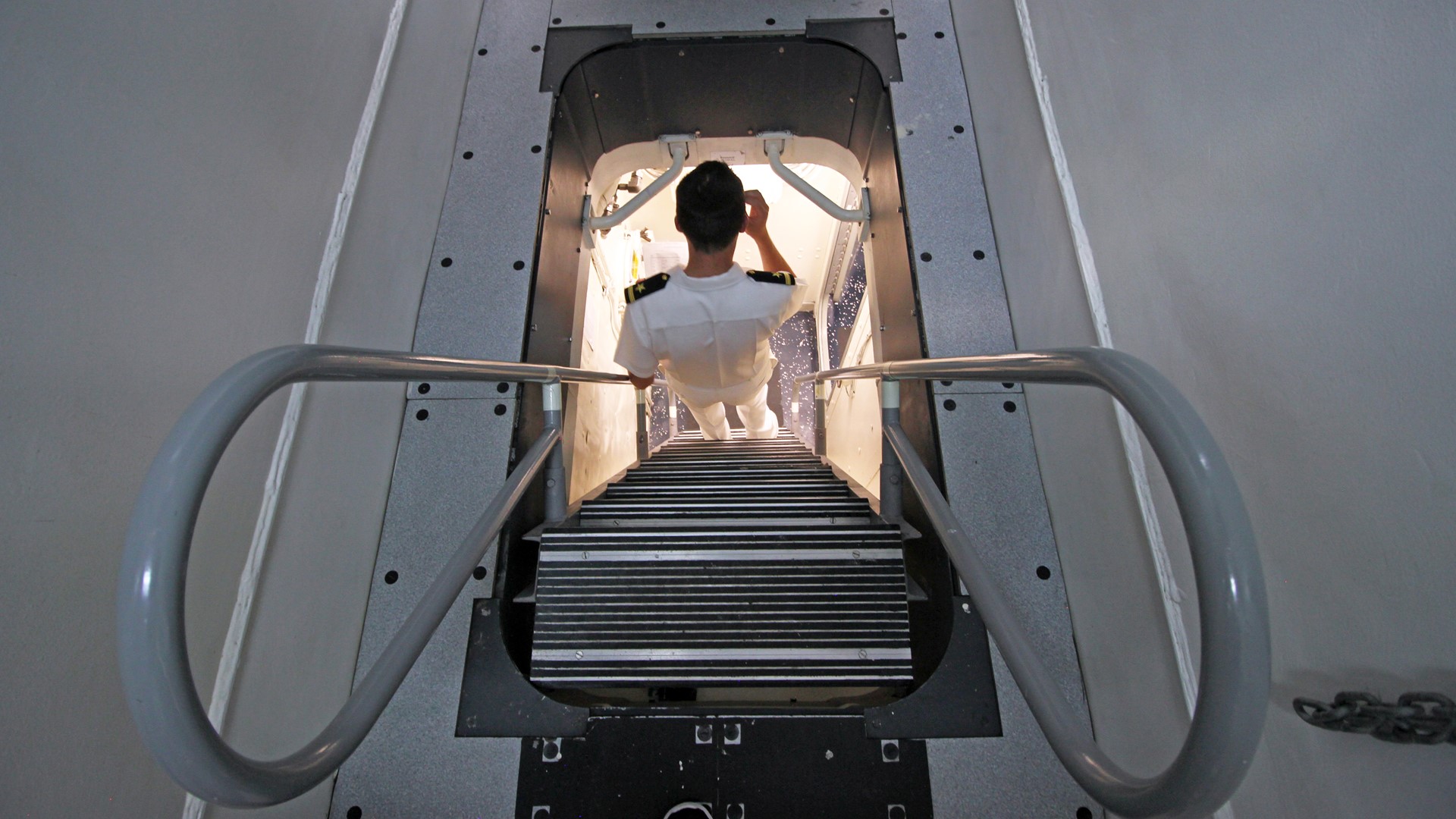 5 things to know about touring Navy ships during Seattle Fleet Week | king5.com