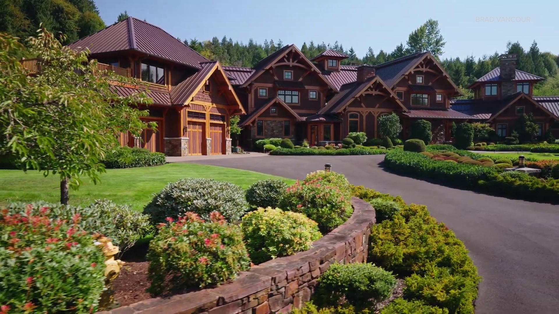 Elma Equestrian Estate hits the market for $9.9 million – Unreal Estate ...