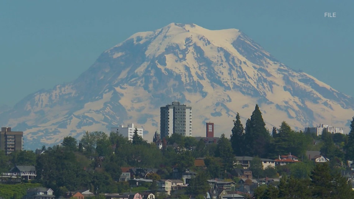 Mount Rainier earthquake rumors are actually monitoring station ice ...