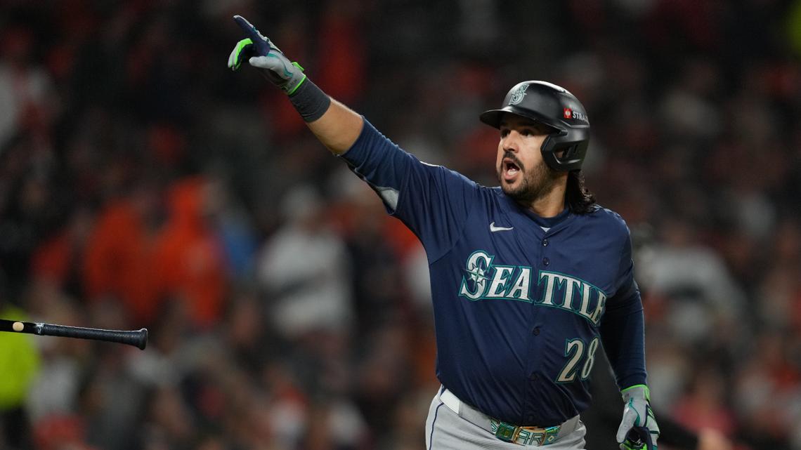 Mariners-Tigers ALDS Game 3 delayed | king5.com