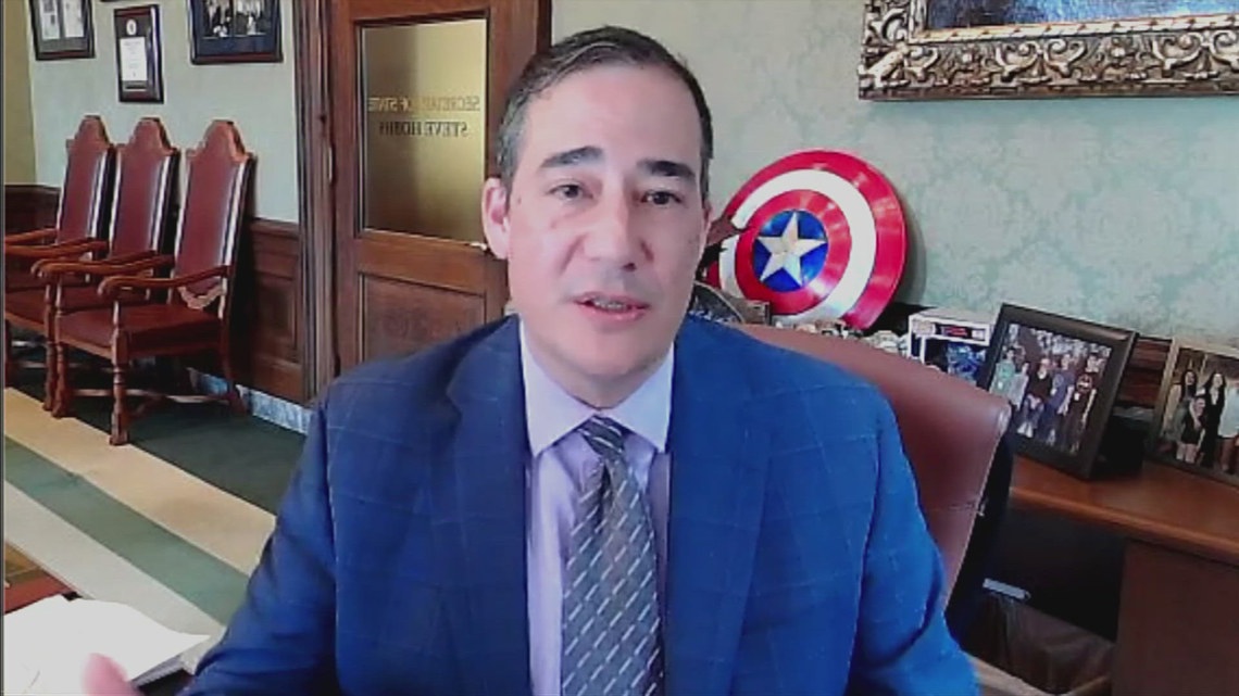 WA secretary of state criticizes Trump's citizenship requirement for ...